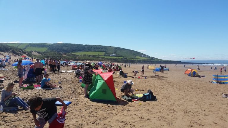 August seasonal events and outdoor activities - Alans Almanac